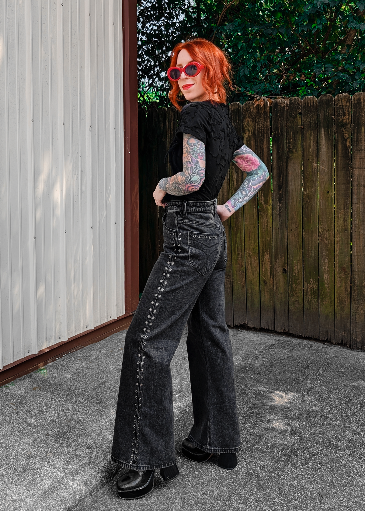 Black Sand Eyelet Sailor Scoop Denim Jeans By Rolla's – Black Salt